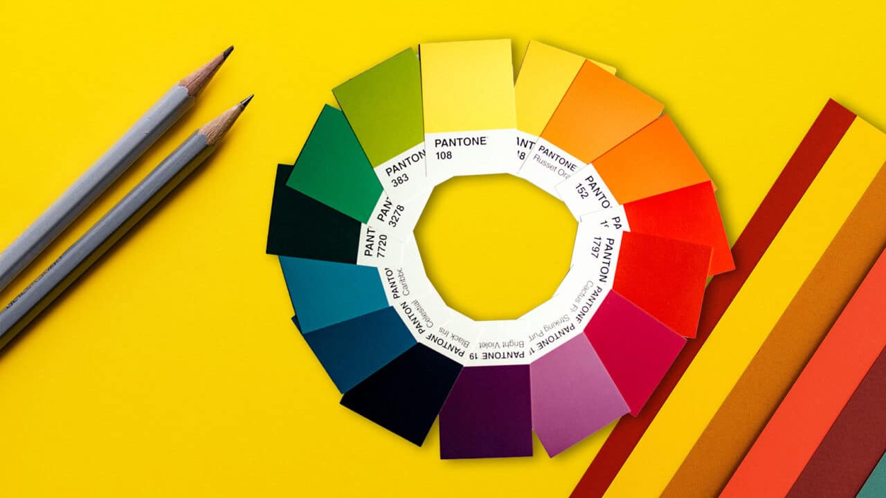 El color como elemento estrategico de la marca - Alex Chac